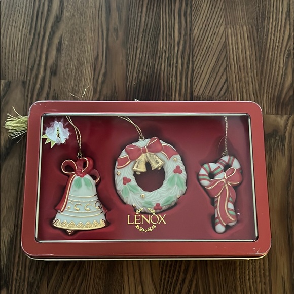 Lenox | Holiday | Lenox Holiday Ornament Set Red And Green | Poshmark